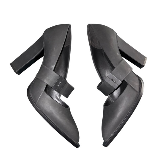 karen gallo | Shoes | Karen Gallo Brandon Rubberized Leather Heels Sz 4 ...
